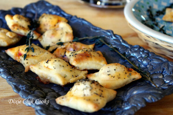 Pizza Ravioli Bites And A Chance To Win A Gift Card! | Dixie Chik Cooks