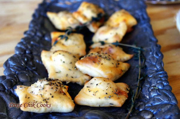 Pizza Ravioli Bites And A Chance To Win A Gift Card! | Dixie Chik Cooks
