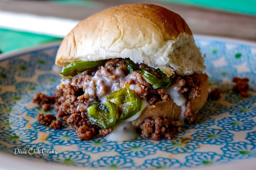 Chipotle Sloppy Joe Sliders With Havarti Cheese Sauce And Caramelized ...